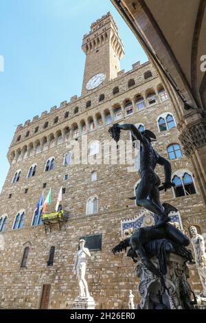 Florence, Statue of David by Michelangelo, La Signoria square, Piazza ...