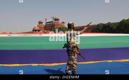 Central Industrial Security Force (CISF) crisis response team commandos ...