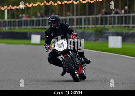 Paul Bowling, Rob North BSA Rocket 3, Hailwood Trophy for two stroke ...
