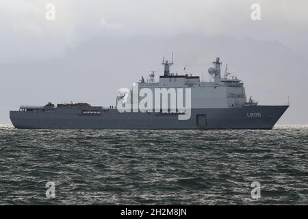 HNLMS Rotterdam (L800), a Rotterdam-class landing platform dock ...