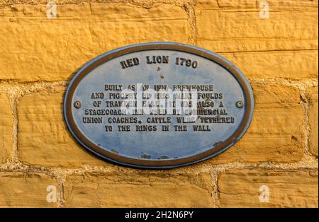 Red Lion. Market Street, Colne, Lancashire Stock Photo - Alamy