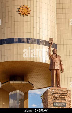 Statue of Sam Nujoma, first President of the Republic of Namibia, in ...