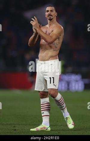 Zlatan Ibrahimovic of AC Milan applauds the fans during the Serie A ...