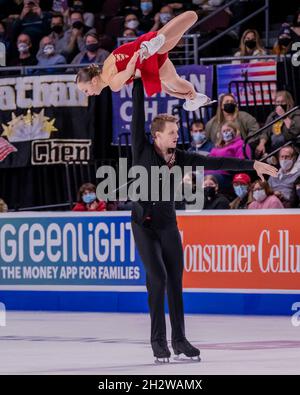 World champions in pairs figure skating Yekaterina Gordeyeva and Sergei ...