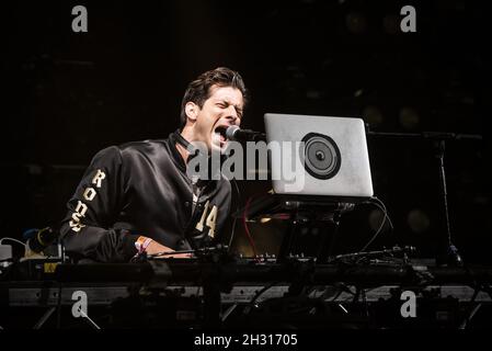 Mark Ronson dj set on stage at Lulworth Castle - Wareham. Picture date ...