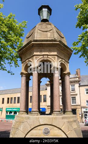 Victorian commemorative public drinking fountain in the town centre of ...