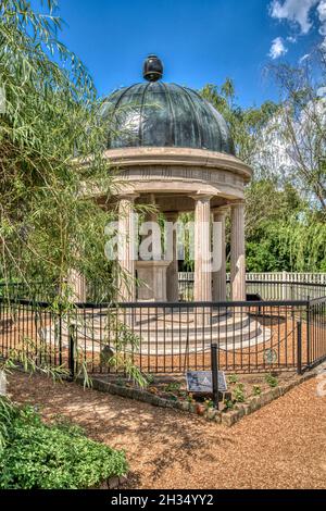 The tomb of Andrew and Rachel Jackson at the Hermitage in Nashville ...