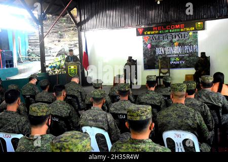 Philippine Army Lt. Col. Erwin A. Alea, left, assistant chief of staff ...