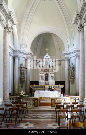 Spello - The church Chiesa di San Severino Stock Photo - Alamy