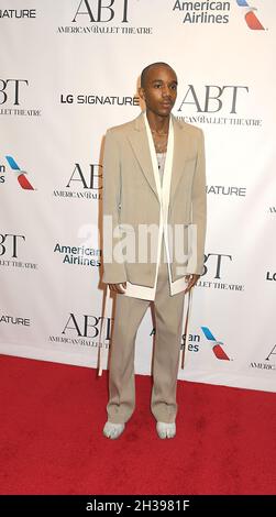 Quil Lemons attends the American Ballet Theatre's Fall Gala at the ...