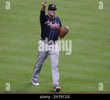 Atlanta Braves relief pitcher Luke Jackson works against the Chicago ...