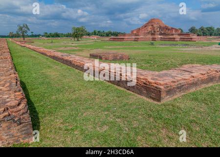 Somapuri Vihara Somapura Mahavihara , ruins of Buddhist monastic ...