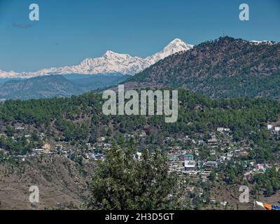 Himalayan mountain ranges and Almora city Stock Photo - Alamy