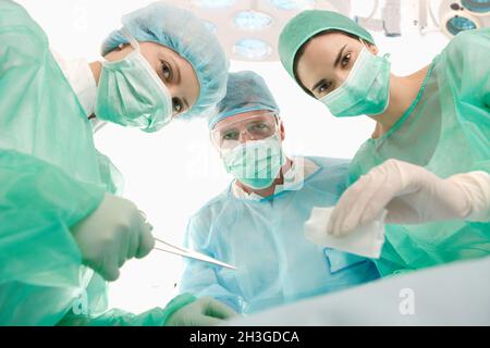 Surgeons at work Stock Photo - Alamy