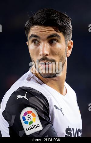Carlos Soler of Valencia FC during the La Liga match between Valencia ...