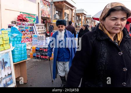 Siab Bazaar in Samarkand, Uzbekistan Stock Photo - Alamy