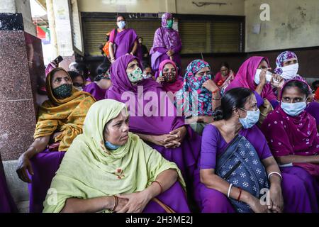 Baruipur, India. 29th Oct, 2021. An ASHA (Accredited Social Health ...