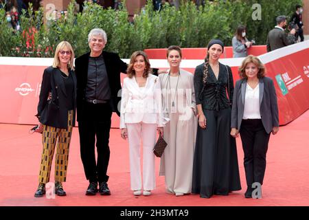 The actress Elena Sofia Ricci (Elena Sofia Barucchieri) posing for a ...