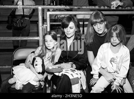 Natalie Wood and children Circa 1980's Credit: Ralph Dominguez ...