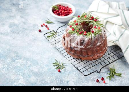 Brown Sugar for Gingerbread Bundt Cake With Caramel Stock Photo - Alamy