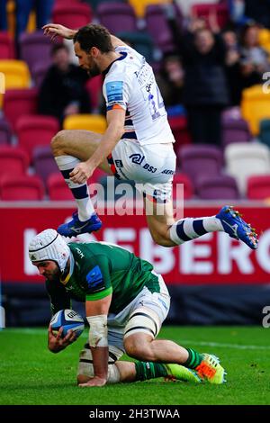 London Irish's Matt Rogerson scores a try during the Gallagher ...