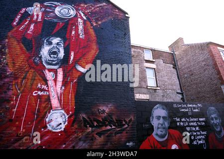 Mural of Ian St John and Roger Hunt, Liverpool FC street art, Sybil ...