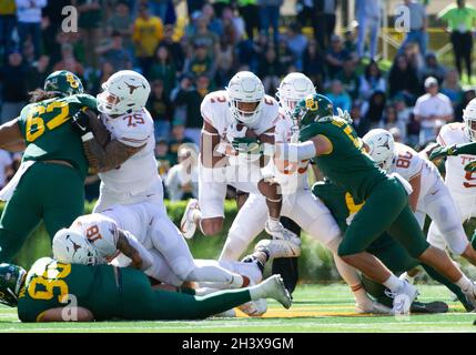 Baylor Bears linebacker Dillon Doyle (5) after the NCAA college ...