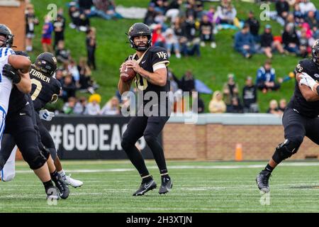 October 30, 2021: Wake Forest Demon Deacons wide receiver Taylor Morin ...