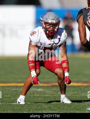 Washington State defensive back Armani Marsh stands on the field during ...