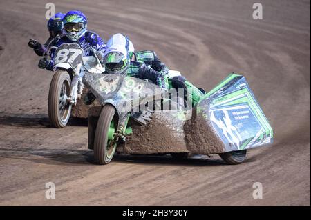 Billy Winterburn & Ryan Wharton (White) and Rob Bradley & Darren Wilce ...