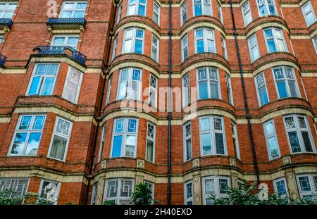 Victorian Mansion Block Architecture Flats Apartments Cranwood Street ...