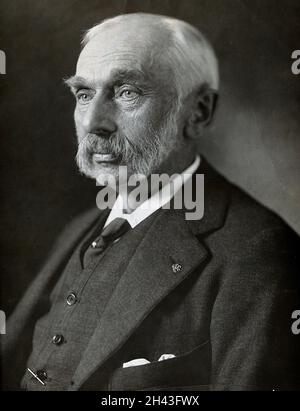 Sir Rickman John Godlee. Photograph. Sir Rickman John Godlee, 1st ...