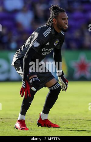 ORLANDO, FL - OCTOBER 9: Pedro Gallese of Orlando City passes the ball ...