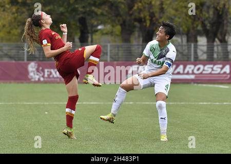 Alice Parisi of U.S. Sassuolo Calcio and Lana Clelland of U.S. Sassuolo ...