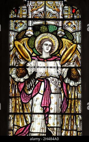 Stained Glass depicting Angels playing a bagpipe and a Celtic harp ...