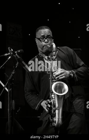 Jean Toussaint plays tenor sax with Jean Toussaint Allstar Sextet at ...