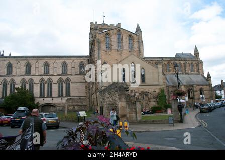 Hexham Abbey from Beaumont St, Hexham, Northumberland, England, UK ...