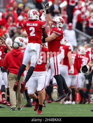 Wisconsin cornerback Ricardo Hallman (2) celebrates with Travian ...