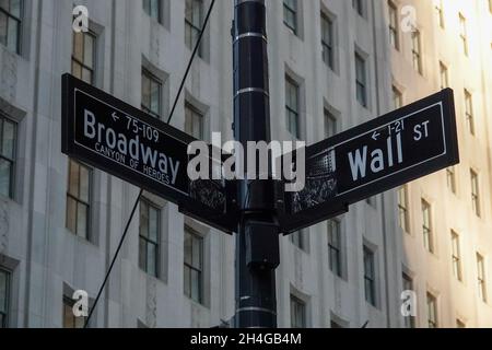 Famous signs are everywhere you look in New York City Stock Photo - Alamy