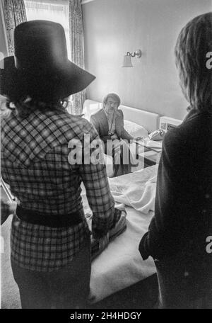 Stikkan Andersson, manager of Swedish pop group ABBA, at their hotel in ...