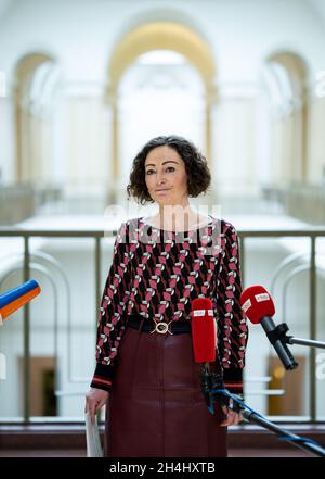 Berlin, Germany. 03rd Nov, 2021. Albrecht Schuch and Jella Haase attend ...