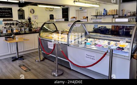 Henley Ice Cream shop, Henley in Arden, Warwickshire, England, UK Stock ...
