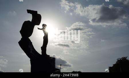 Oblation statue in UPLB Open University Stock Photo - Alamy