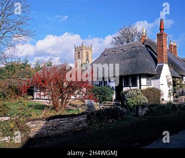 Ten-penny Cottage, Welford-on-Avon, Warwickshire, UK Stock Photo - Alamy