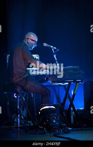 Dean Deavall of Feeder live in concert at The Civic Hall in ...
