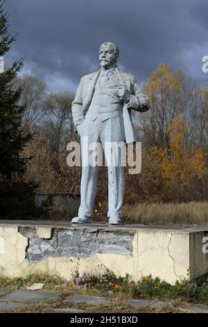 Ukraine. Chernobyl. Monument to Vladimir Lenin Stock Photo - Alamy