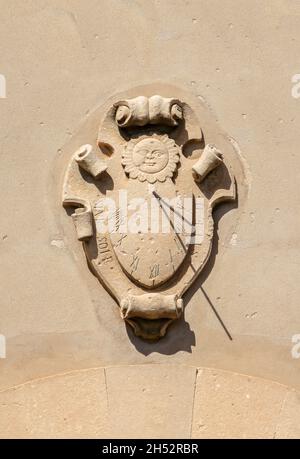Sundial on a house wall, Mallorca Stock Photo - Alamy
