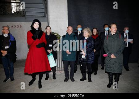 Lauren Leiderman, Octavian Ursu und Rafal Gronicz bei Kranzniederlegung ...