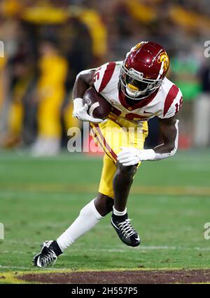 Southern California wide receiver Tahj Washington (16) in the first ...
