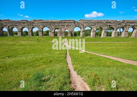 Ancient Aqueduct Claudio-Anio Novus, Park of the Aqueducts (Parco degli ...